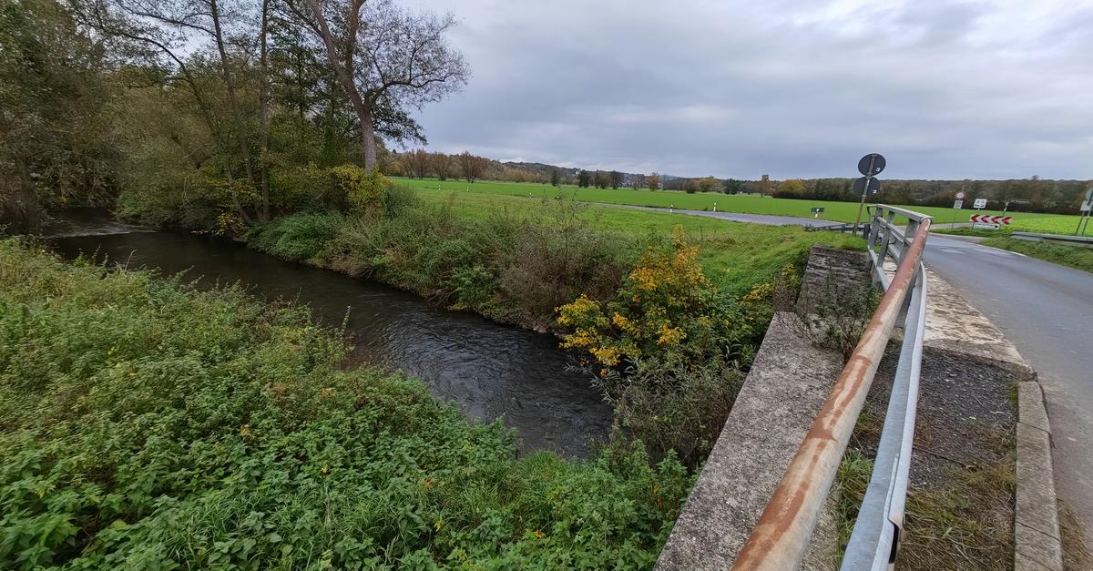Bange Blicke richten sich auf diesen Bach in Limburg